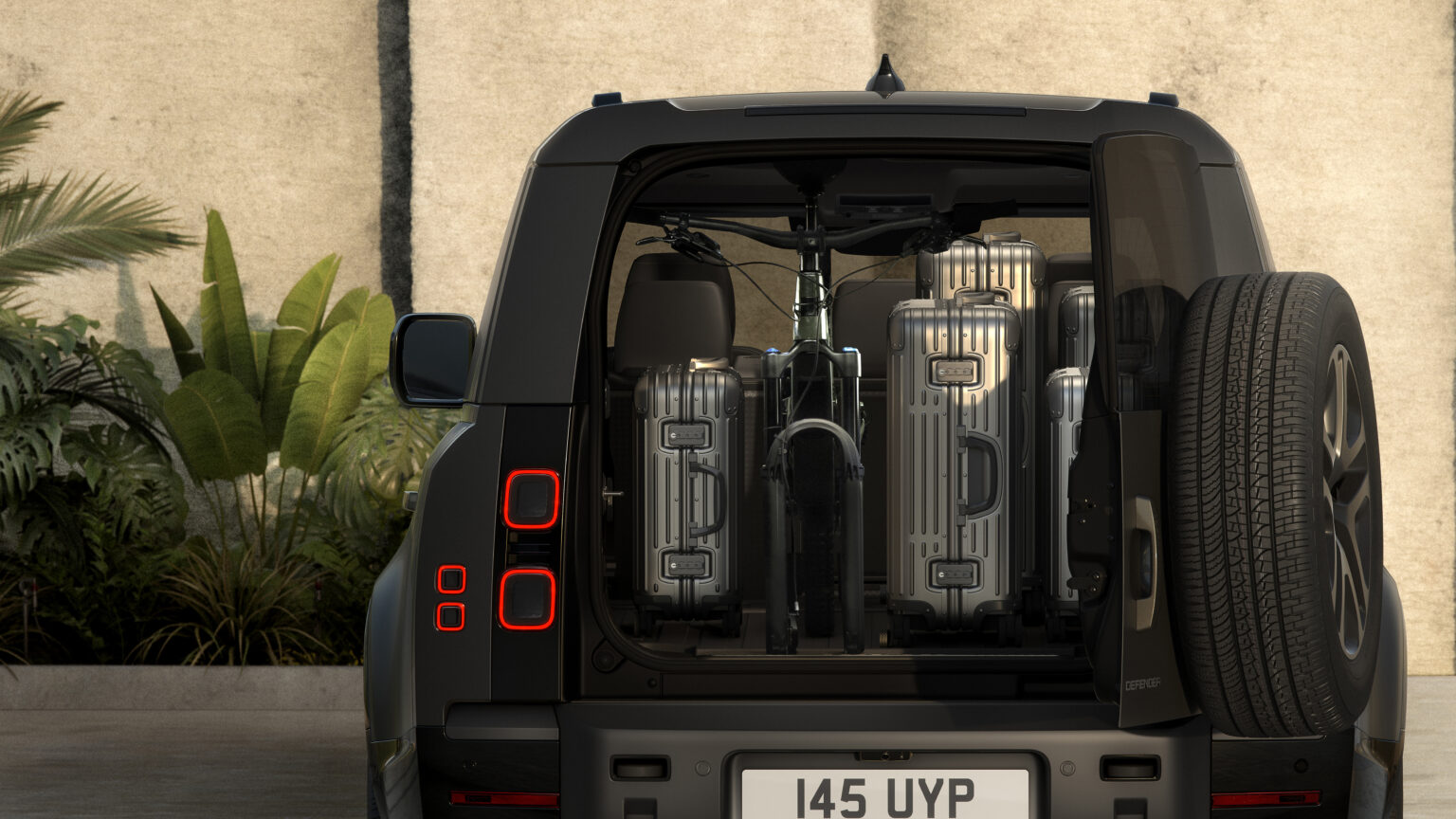 Defender Upgraded: The Unstopable 4x4 is Now Even More Distinctive and ...